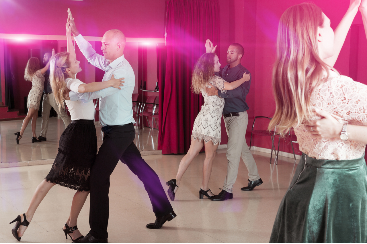 Stepping Out in Style: The Benefits of Ballroom Dance Lessons for ...